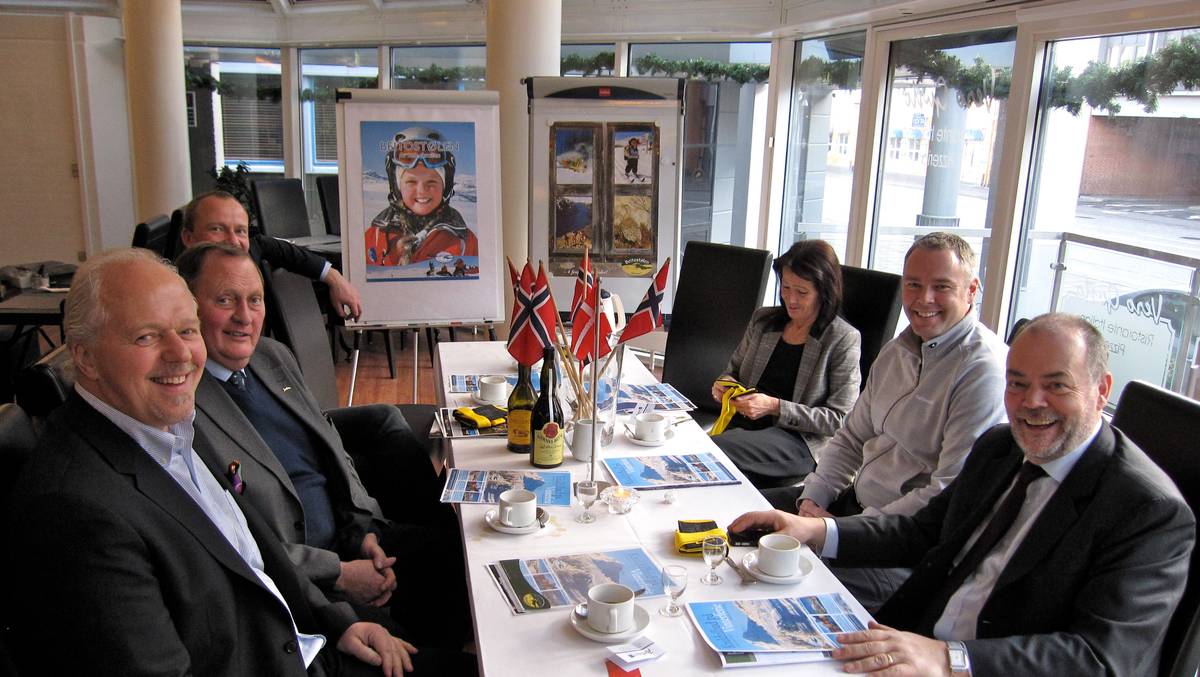 Flyr dansker direkte til Valdres – NRK Innlandet – Lokale nyheter, TV ...