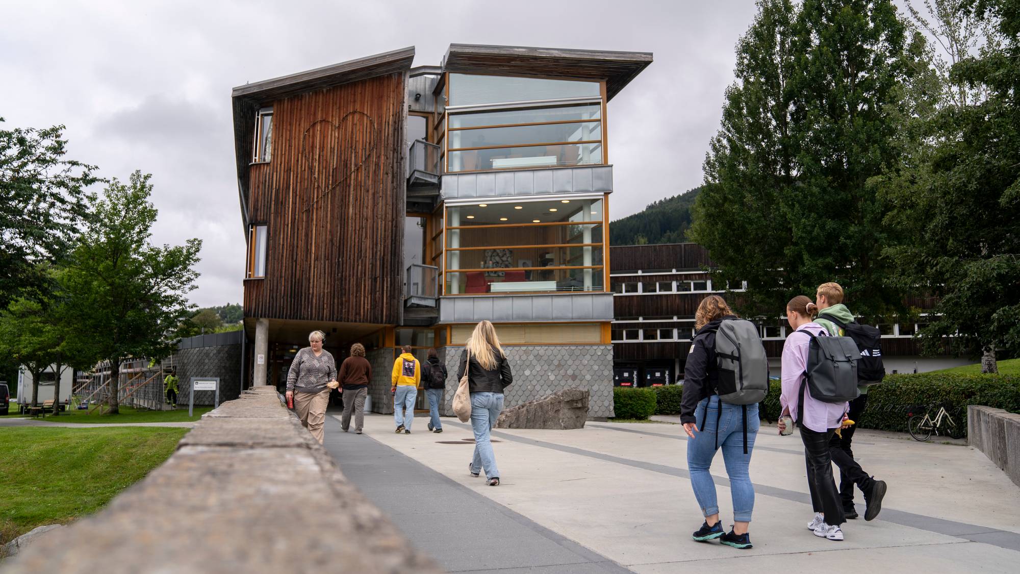 Høgskulen i Volda – NRK Møre og Romsdal – Lokale nyheter, TV og radio