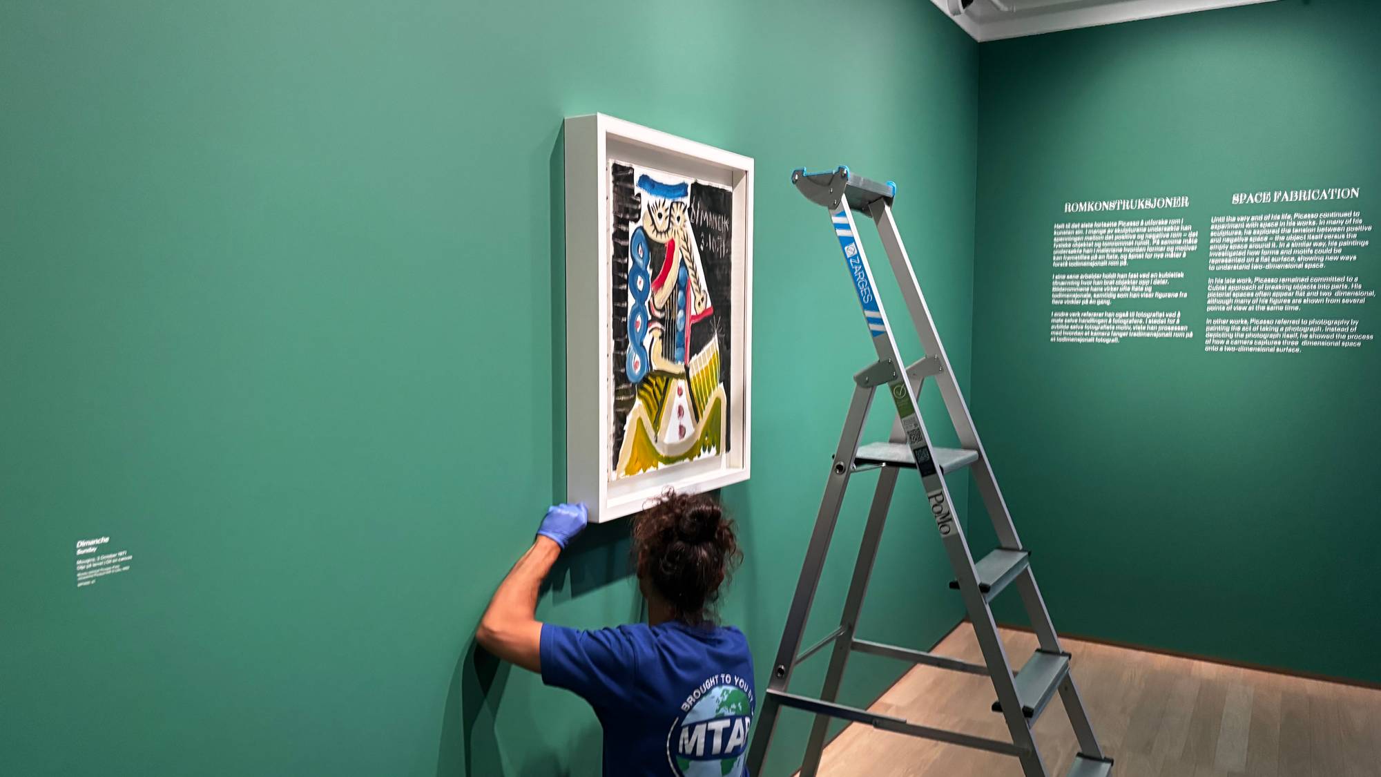 Pablo Picasso sine måleri blir stilt ut på Posten Moderne i Trondheim ...