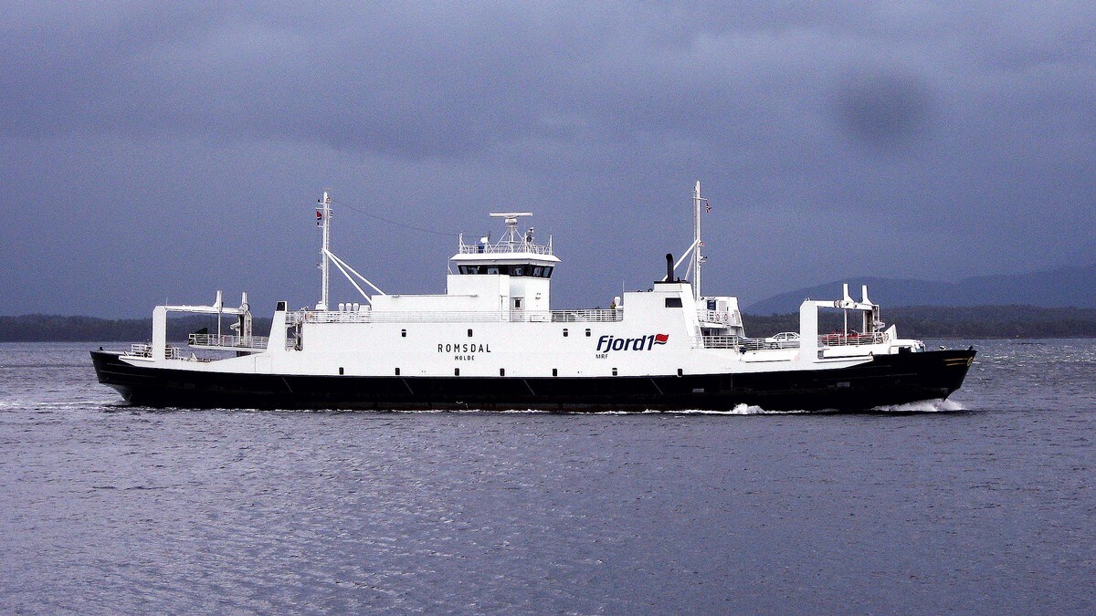 Kun en ferge på Halsa-Kanestraum – NRK Møre og Romsdal – Lokale nyheter ...