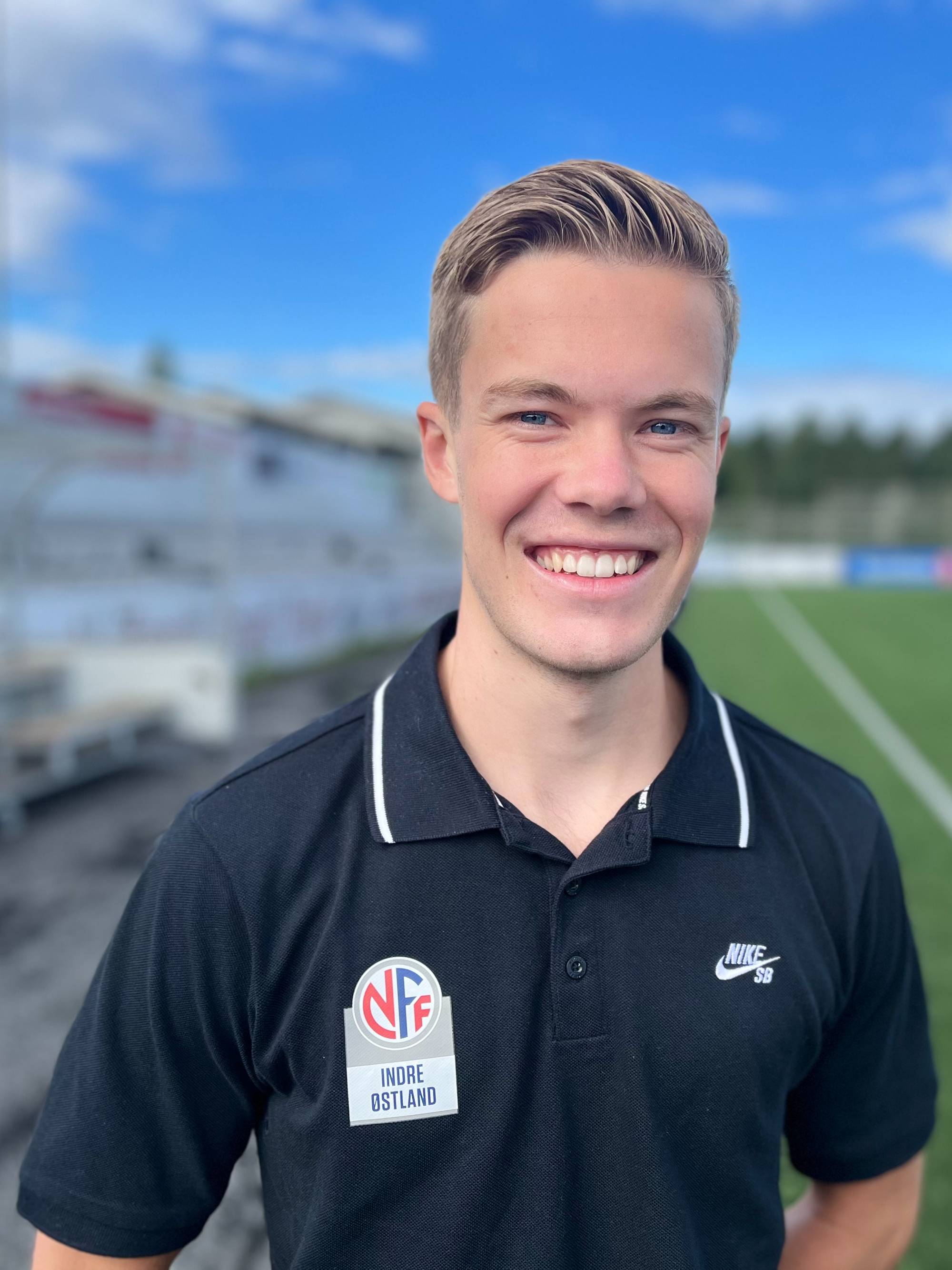 Sliter med rekrutteringa av fotballdommere – NRK Innlandet – Lokale ...