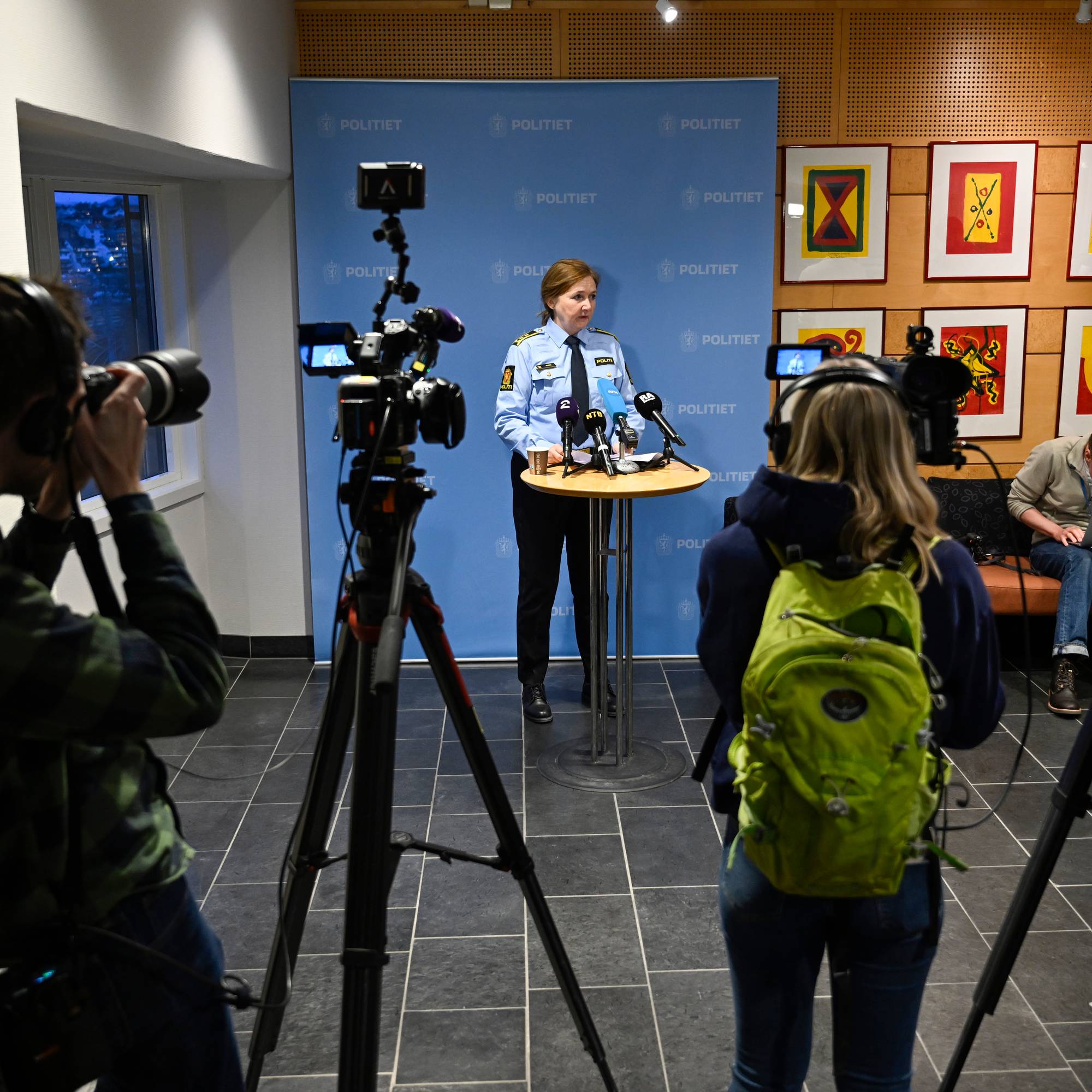 Geir Roald Hodne skal ha hatt en pistol og sagt at han hadde ...