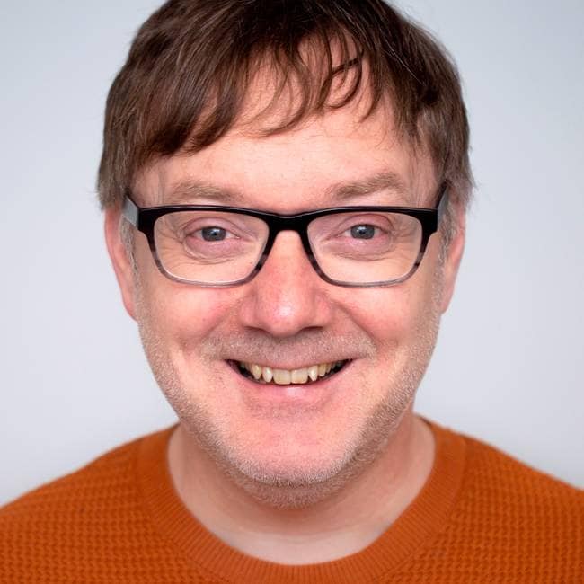 Anmeldelse: «Lars er LOL» – Filmpolitiet