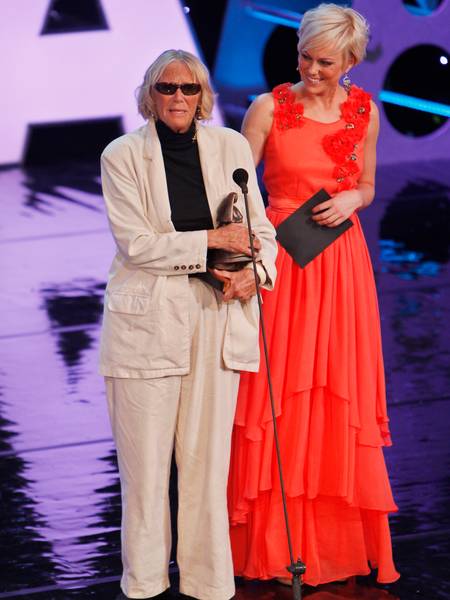 Skuespiller Henny Moan er død – NRK Norge – Oversikt over nyheter fra ...