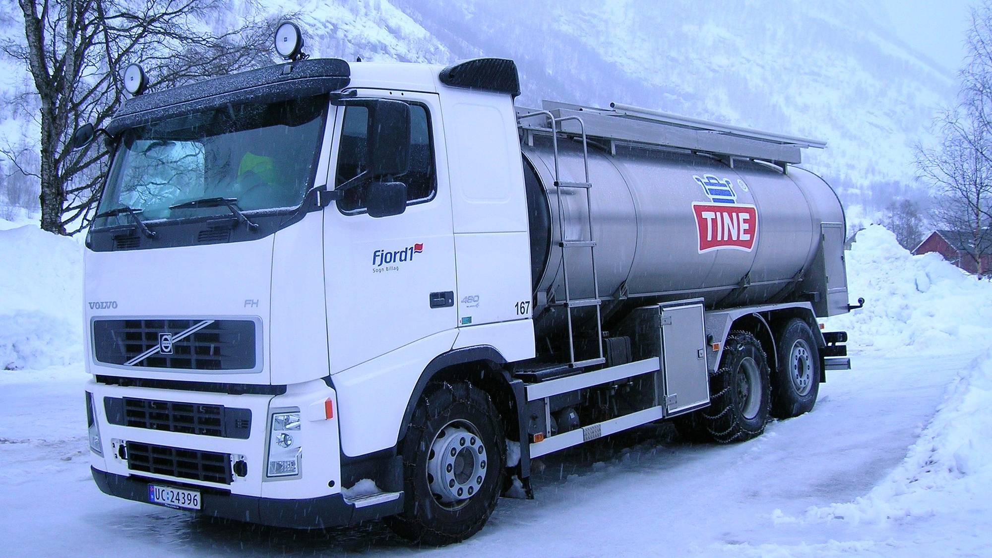 Tine importerer tørrmjølk til yoghurt med Nyt Noreg-merke – NRK Nordland