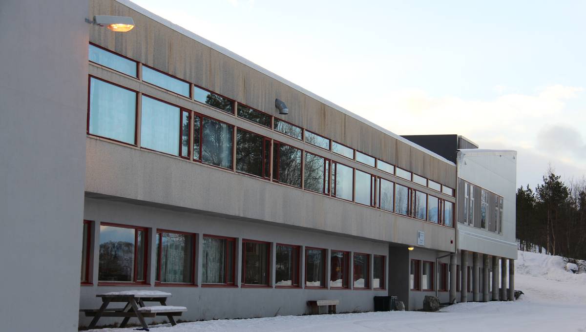 Eai gávnna sámegiel oahpaheddjiid – NRK Sápmi – Ođasguovddáš