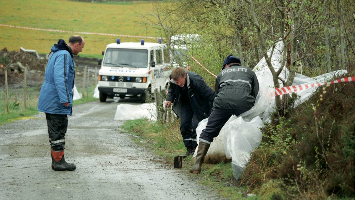 Undersøkelser av åsted, beslag og obduksjon – Siste nytt – NRK
