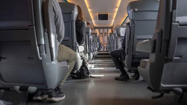 Mener Østfoldbanen nedprioriteres i neste års togplan: – Provosert og ...
