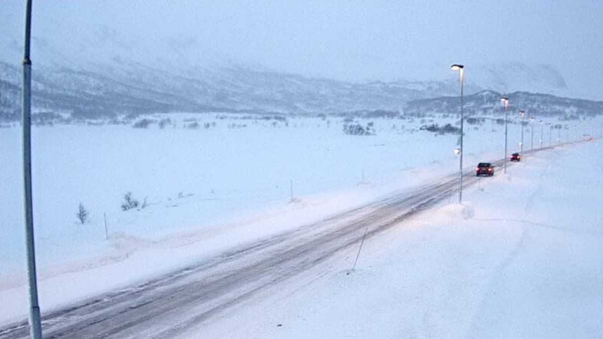 Fjelloverganger i Sør-Norge stengt – Siste nytt – NRK