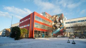 Arbeidstilsynet med flere pålegg: Frederik II VGS får totalslakt – NRK ...