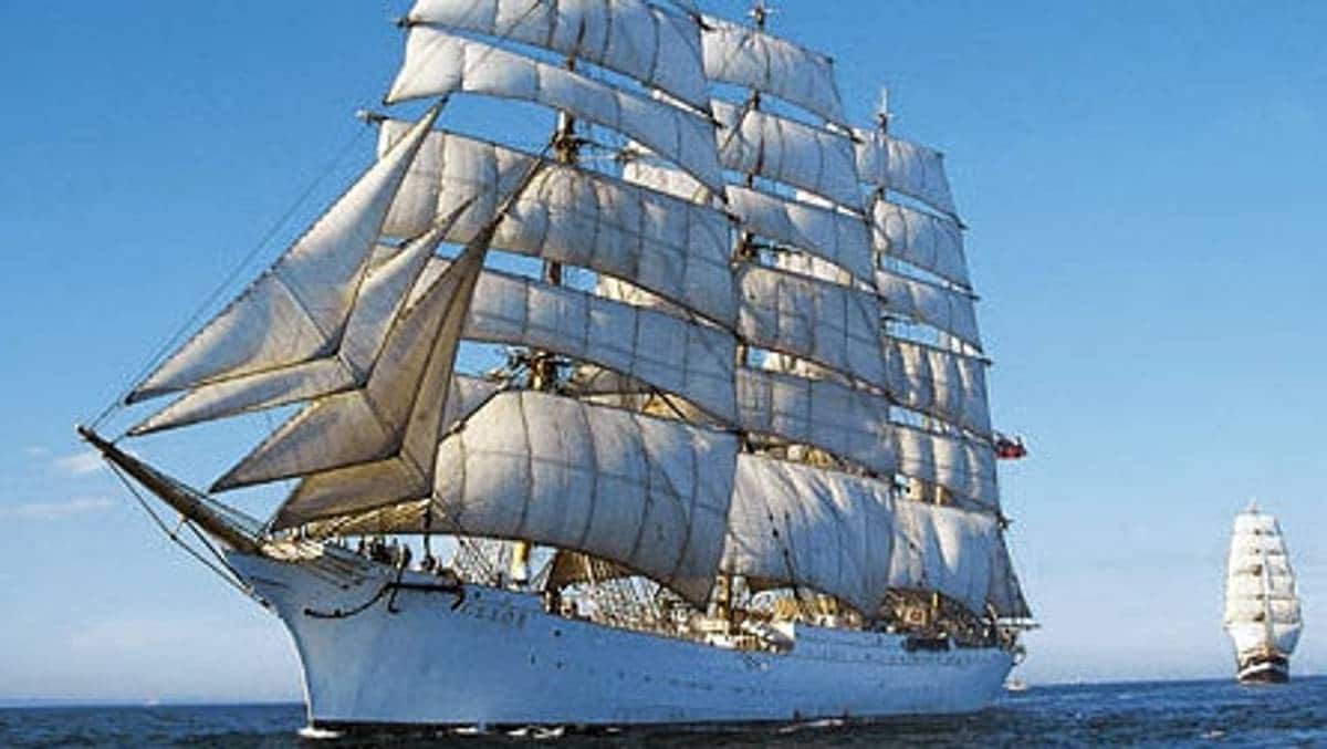 Verdens største seilskip til Tromsø – NRK Troms og Finnmark