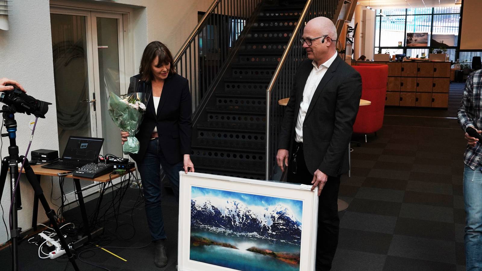 Ingvild Bryn får Kringkastingssjefens språkpris – NRK Norge – Oversikt ...