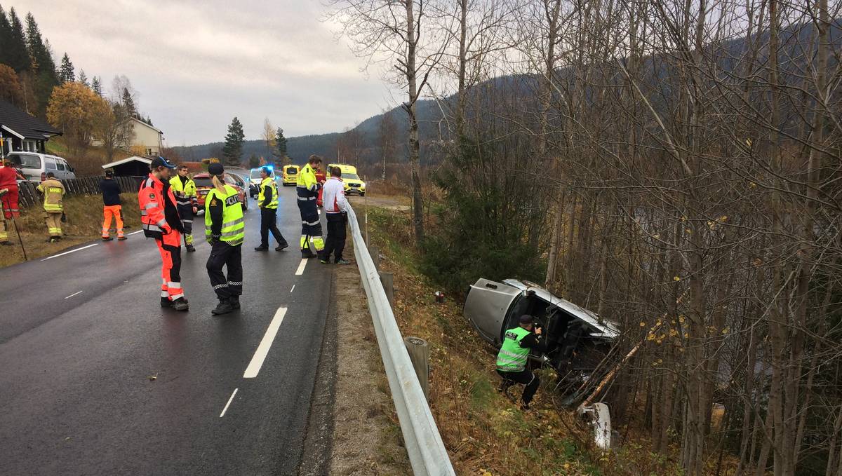 Kritisk skadd i trafikkulykke i Trysil – NRK Innlandet – Lokale nyheter, TV og radio