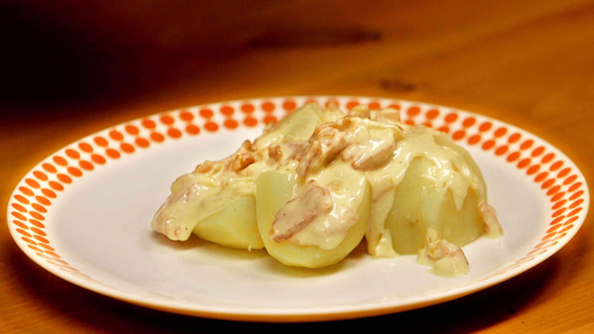 Dansk flesk og duppe – stekt flesk, saus og poteter – NRK Mat ...