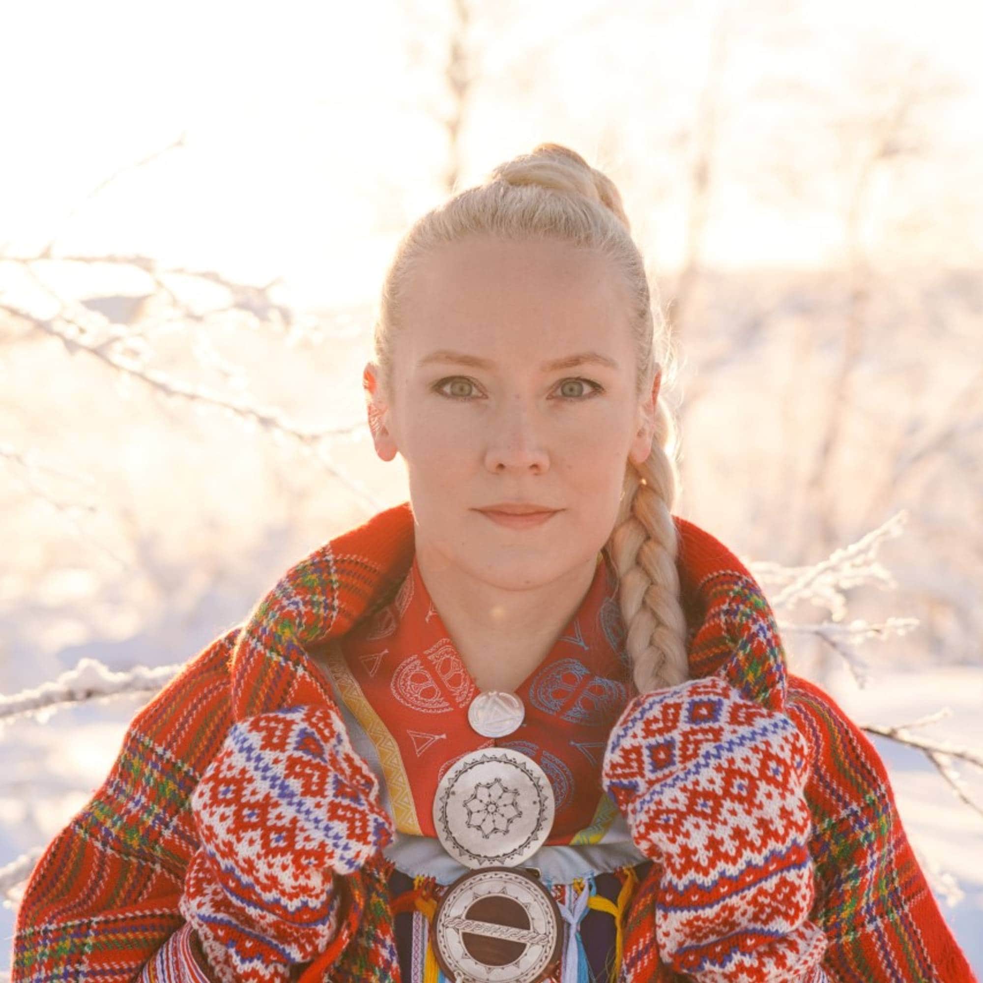 Internasjonal samisk bestselger blir film på Netflix – NRK Sápmi ...