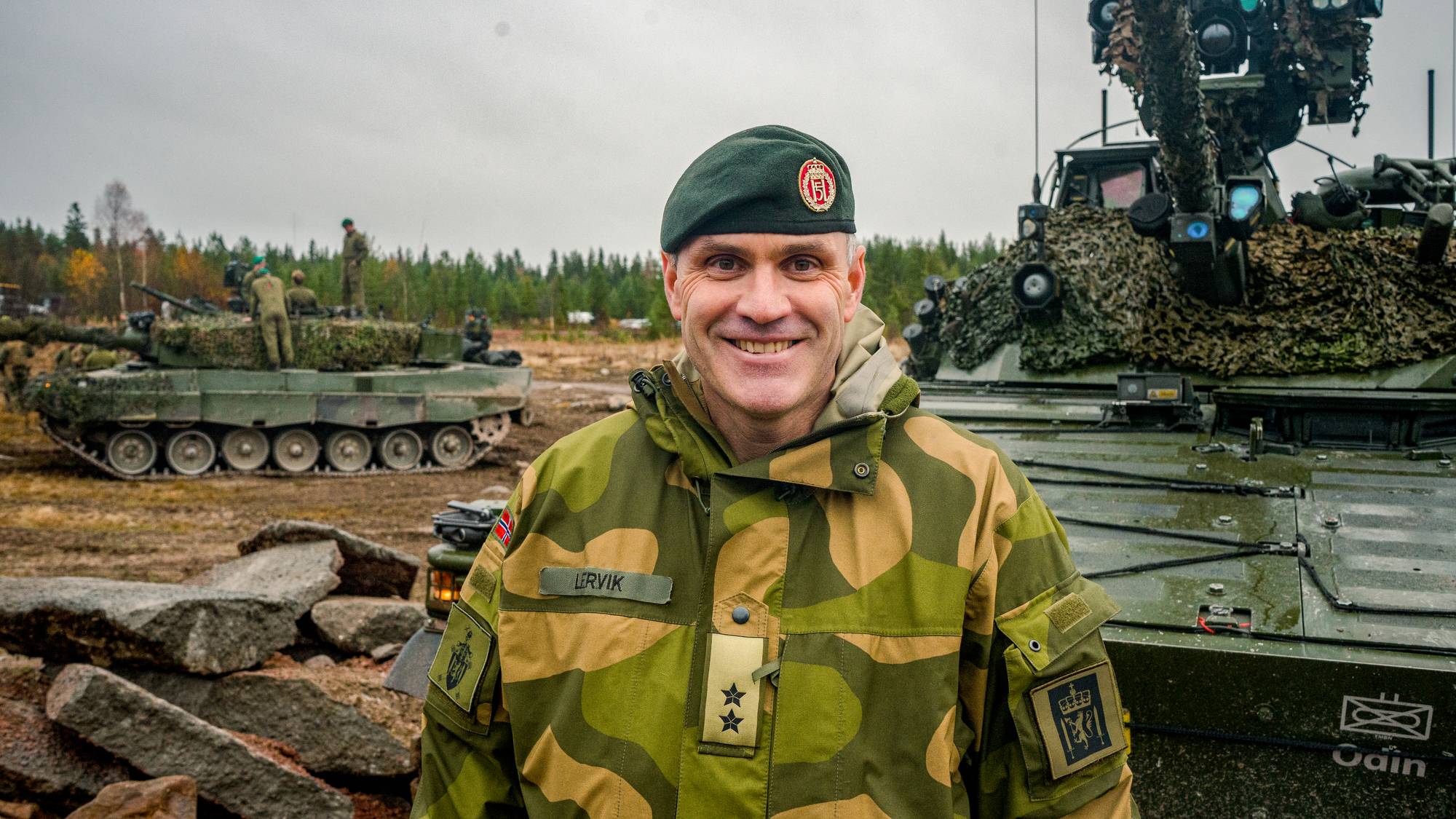 Alta skal jobbe tettere med Hæren – blir hær-kommune – NRK Troms og ...