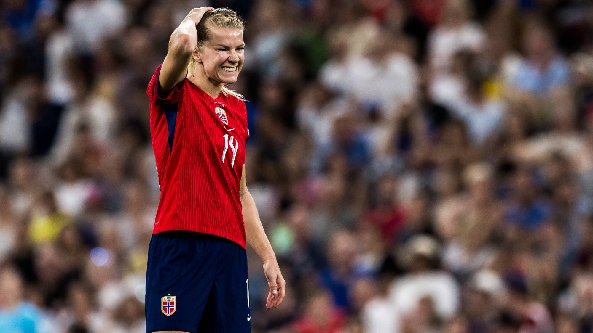 EM-drømmen knust i sluttminuttene for Norge – senket av stjernespiss – Fotball-EM 2025