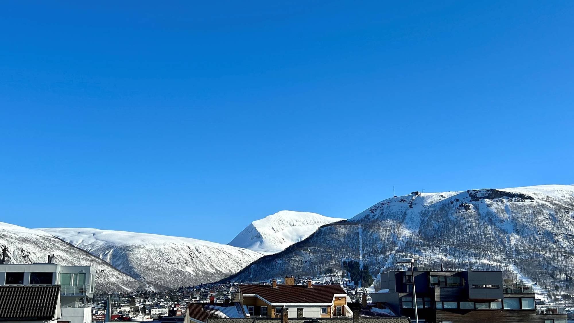 Flere fallulykker i Sherpatrappa i Tromsø: Røde Kors melder økende ...