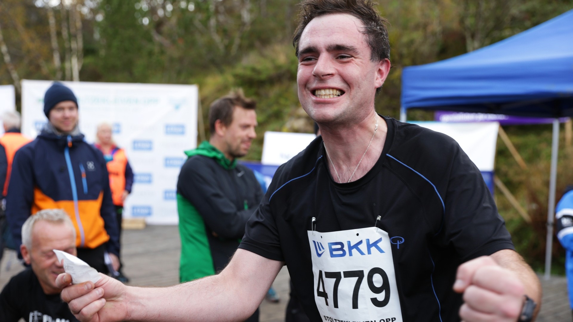 Fra et liv i rus til Stoltzen opp – NRK