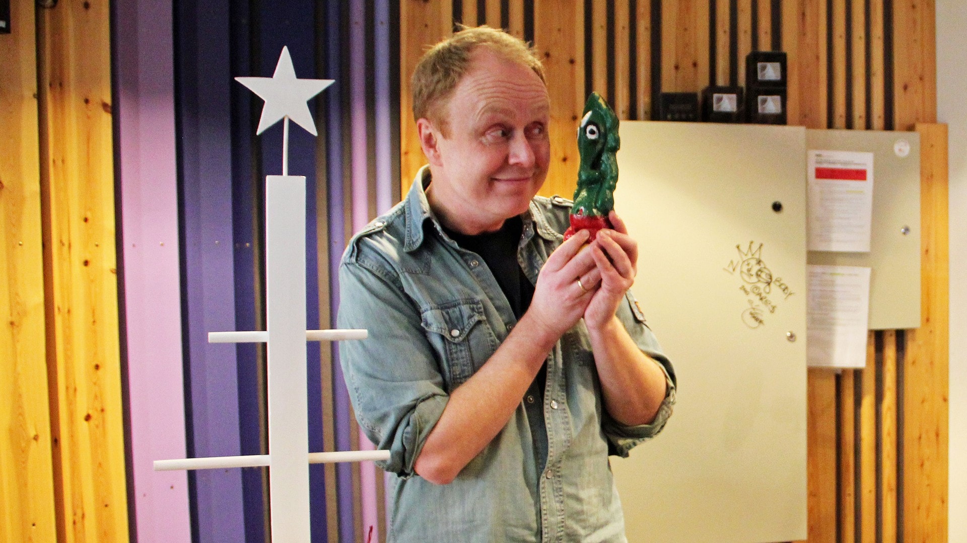 Simon Andersen er juletregjesten 10. desember – NRK