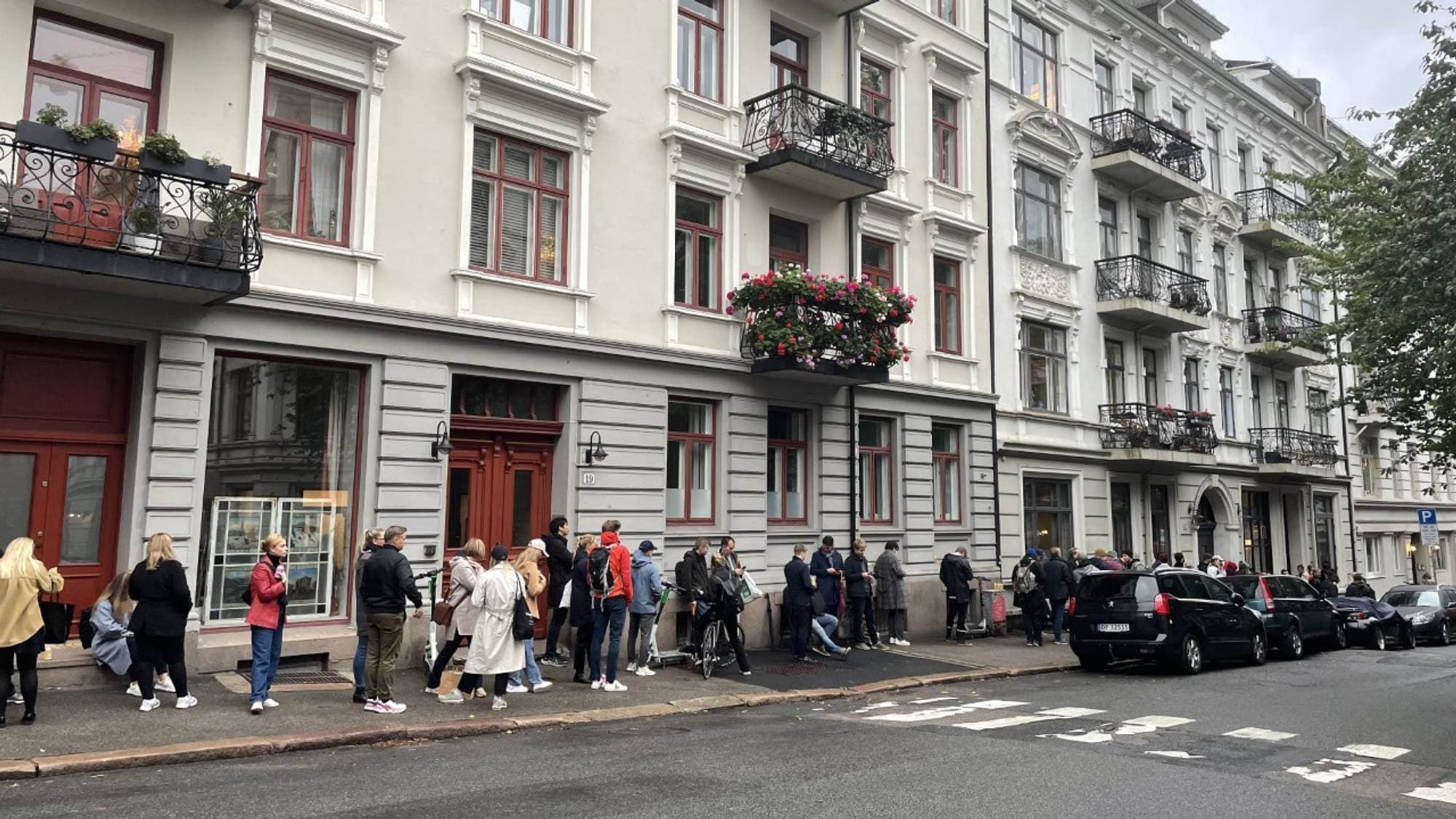 Kvifor står folk fem timar i kø for Nikolai Torgersens kunst? – Kultur