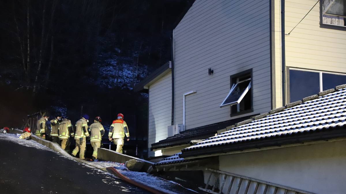 Fire døde i brann i Bergen – Siste nytt – NRK