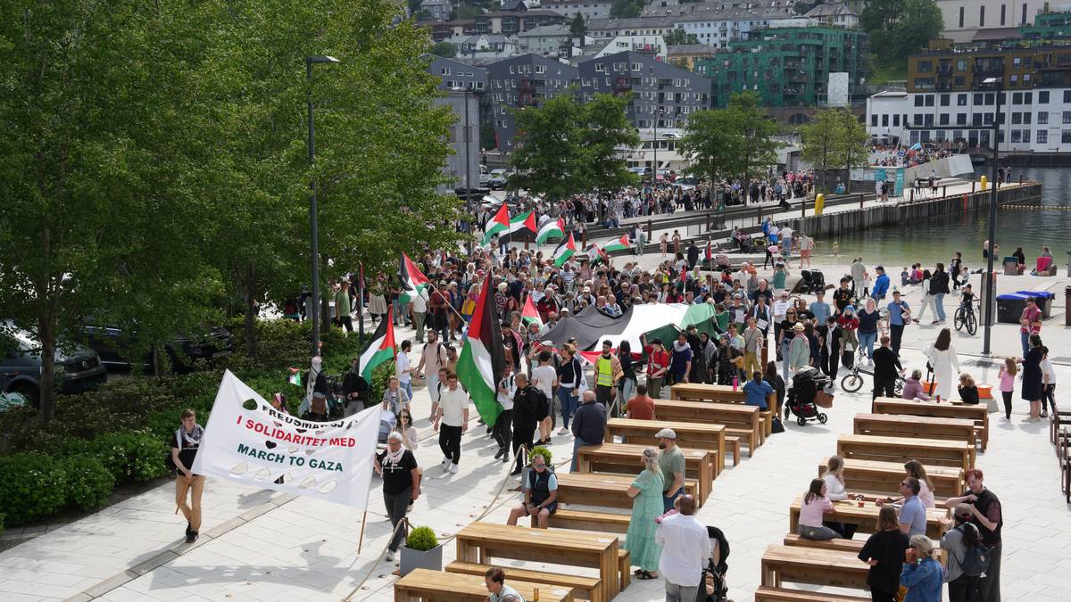 Over 1300 til gatene for Palestina – NRK Vestland