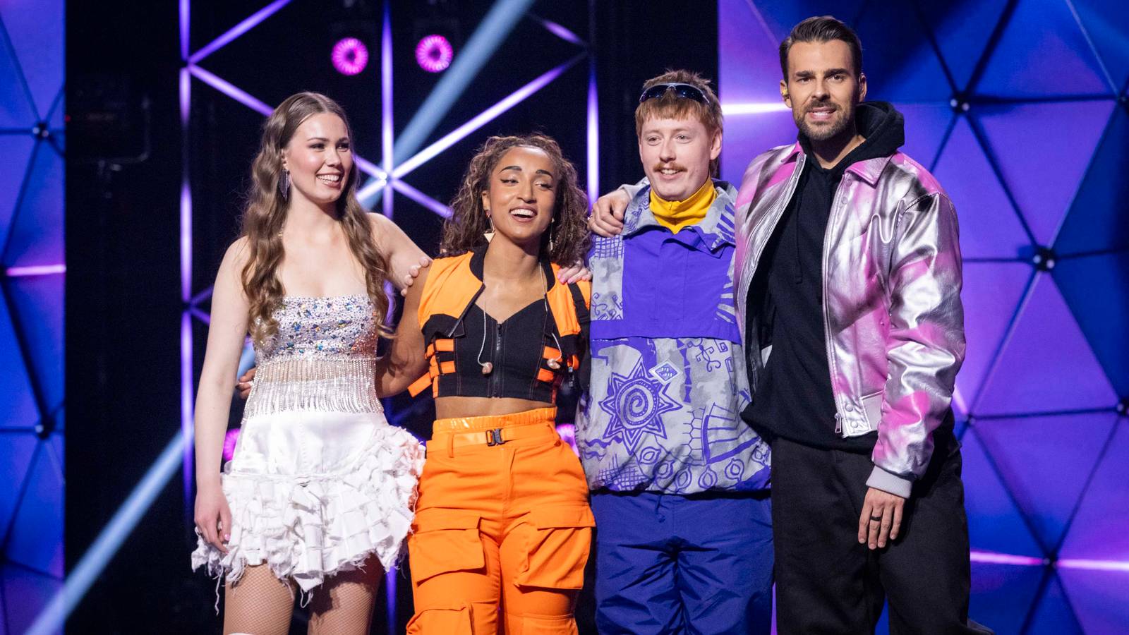 Anmeldelse: «Landet som ble for rikt» av Martin Bech Holte ...