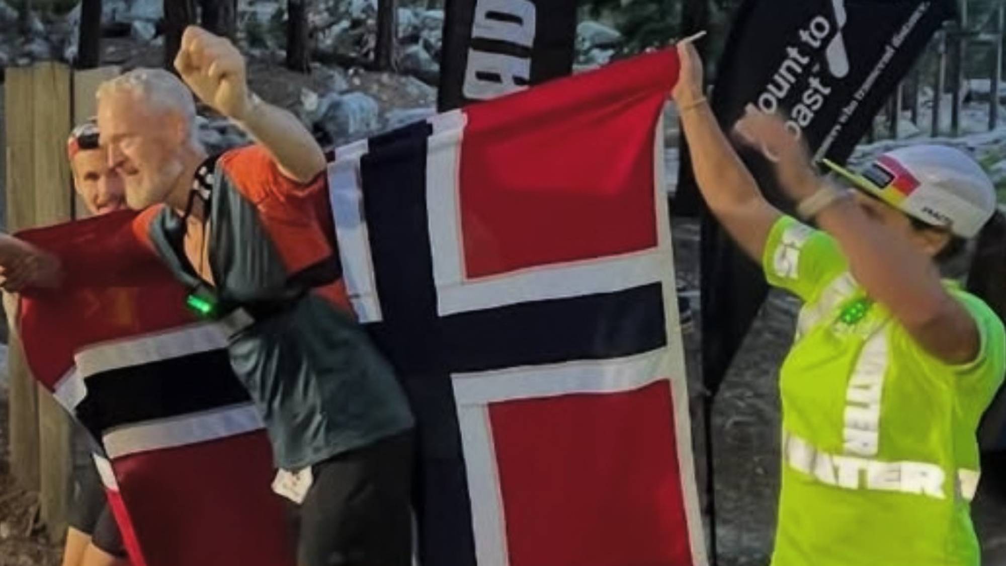 Simen Holvik vant ultraløpet Badwater 135 – NRK Sport – Sportsnyheter ...