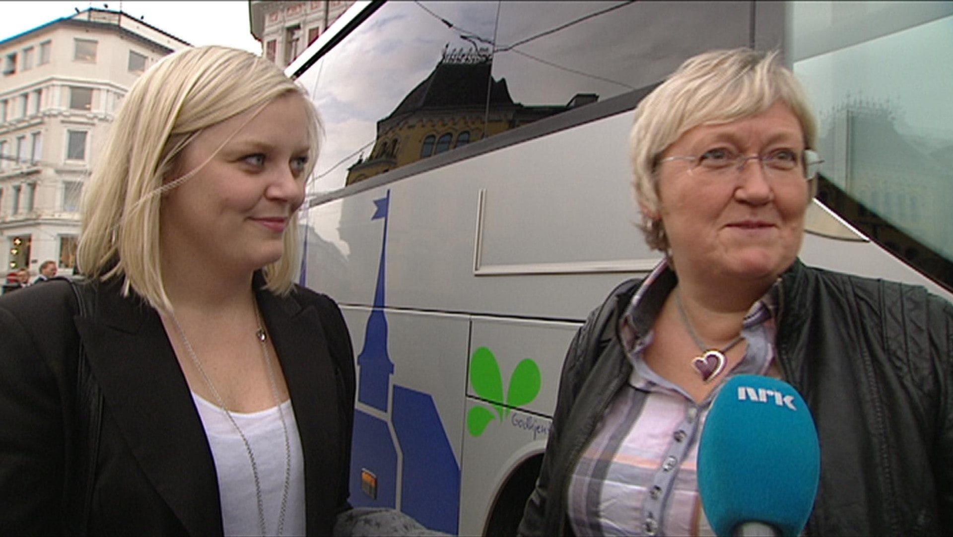 Tina Bru og Elisabeth Aspaker – NRK