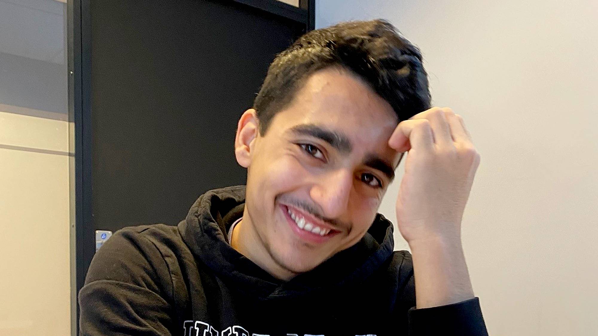 Hewad Ahmadzai frå Afghanistan har nynorsk som hovudmål – NRK Trøndelag ...