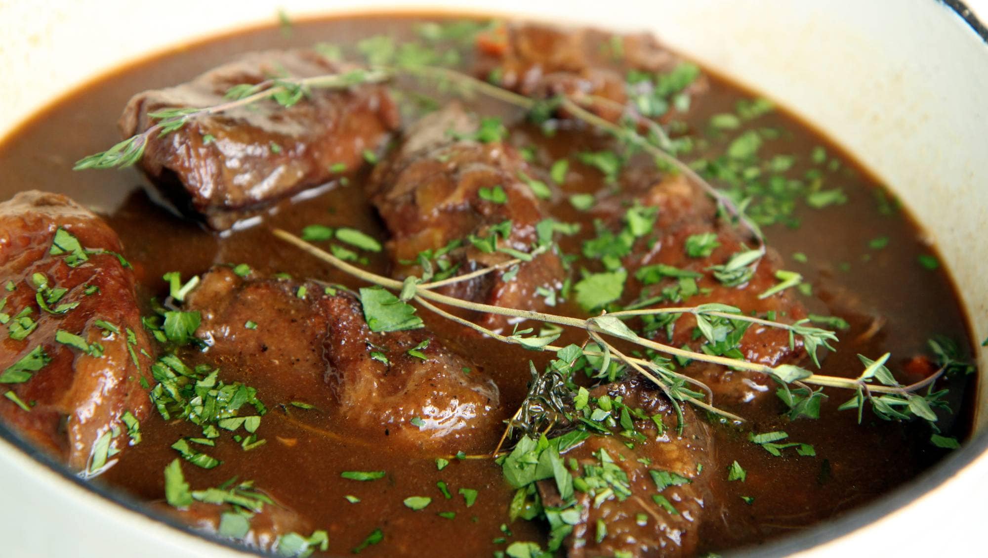 Ølbreserte svinekjaker – NRK Mat – Oppskrifter og inspirasjon