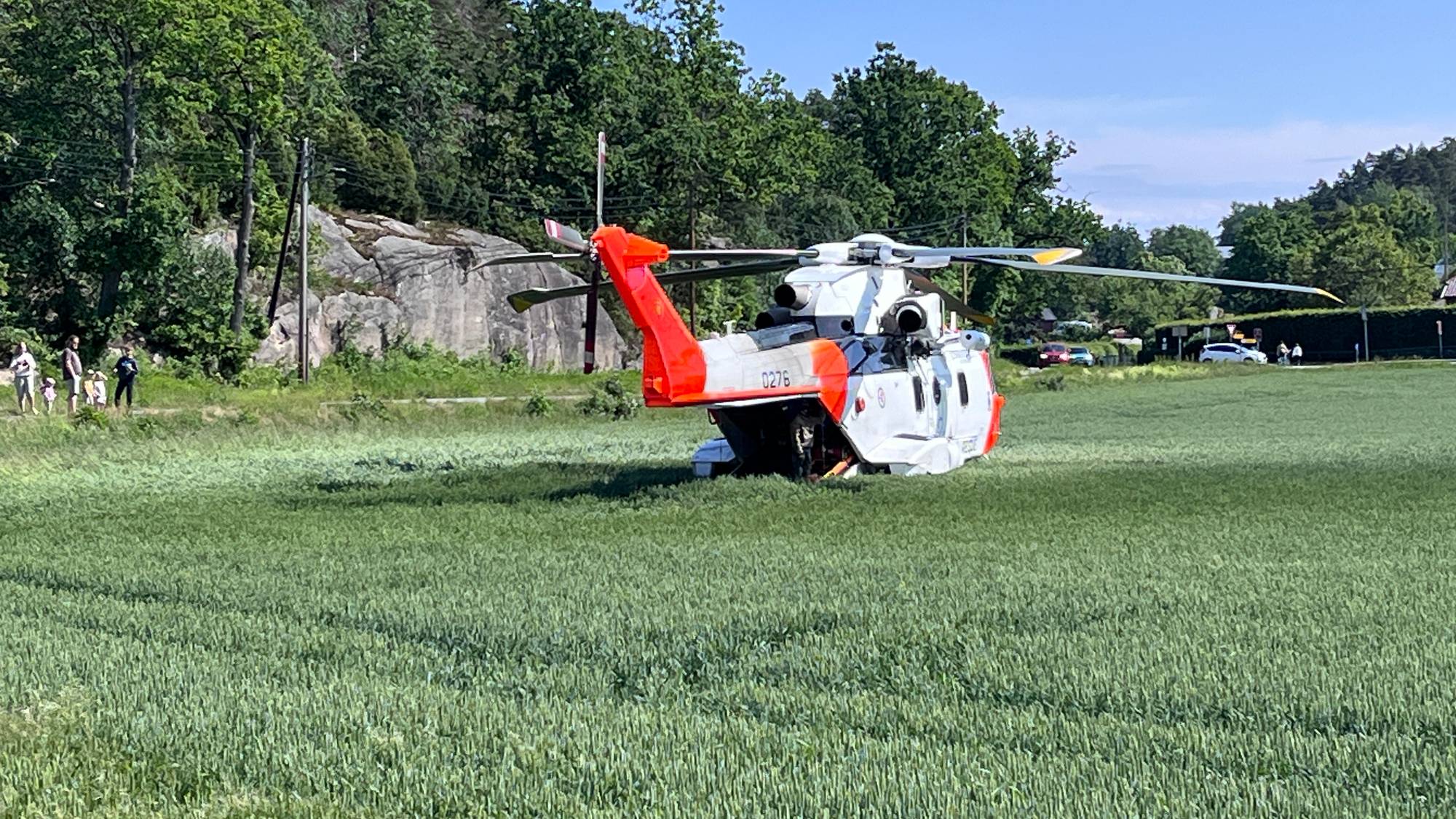 Mann alvorlig skadet etter ulykke med roterende sag i Fredrikstad – NRK Østfold – Lokale nyheter ...