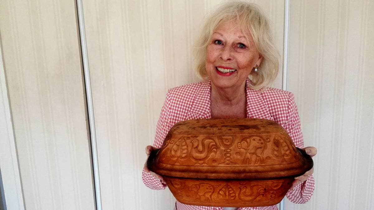 Kylling i leirgryte – NRK Mat – Oppskrifter og inspirasjon