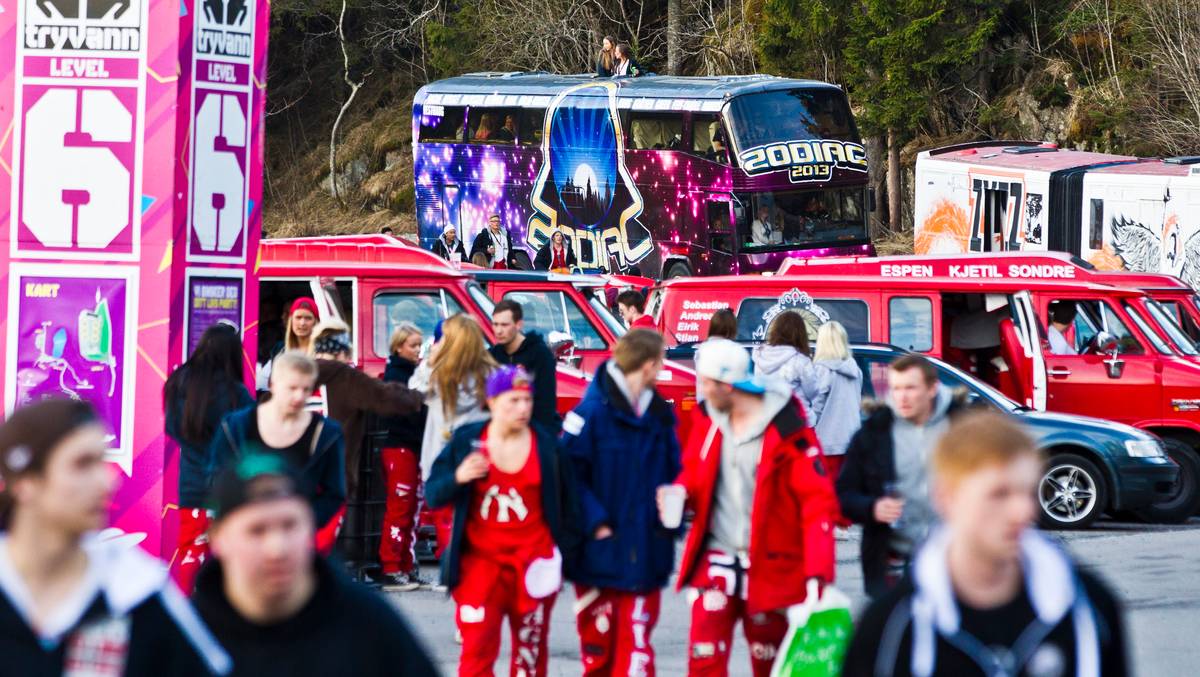 Russebussene kan gi mer vold – NRK Norge – Oversikt over nyheter fra ...