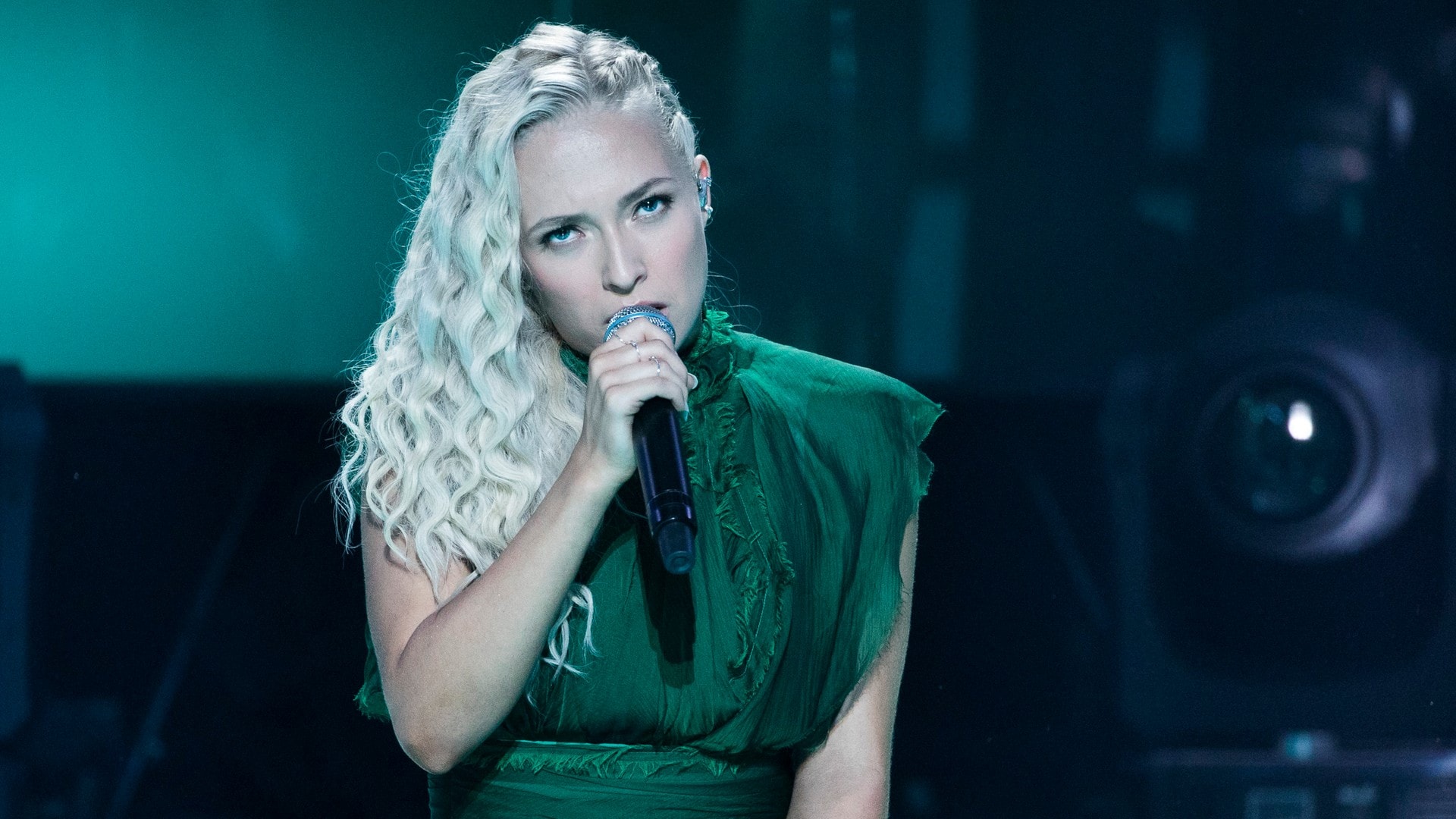 Ingeborg Walther – «Only Teardrops» (Emmelie de Forest 2013) – NRK