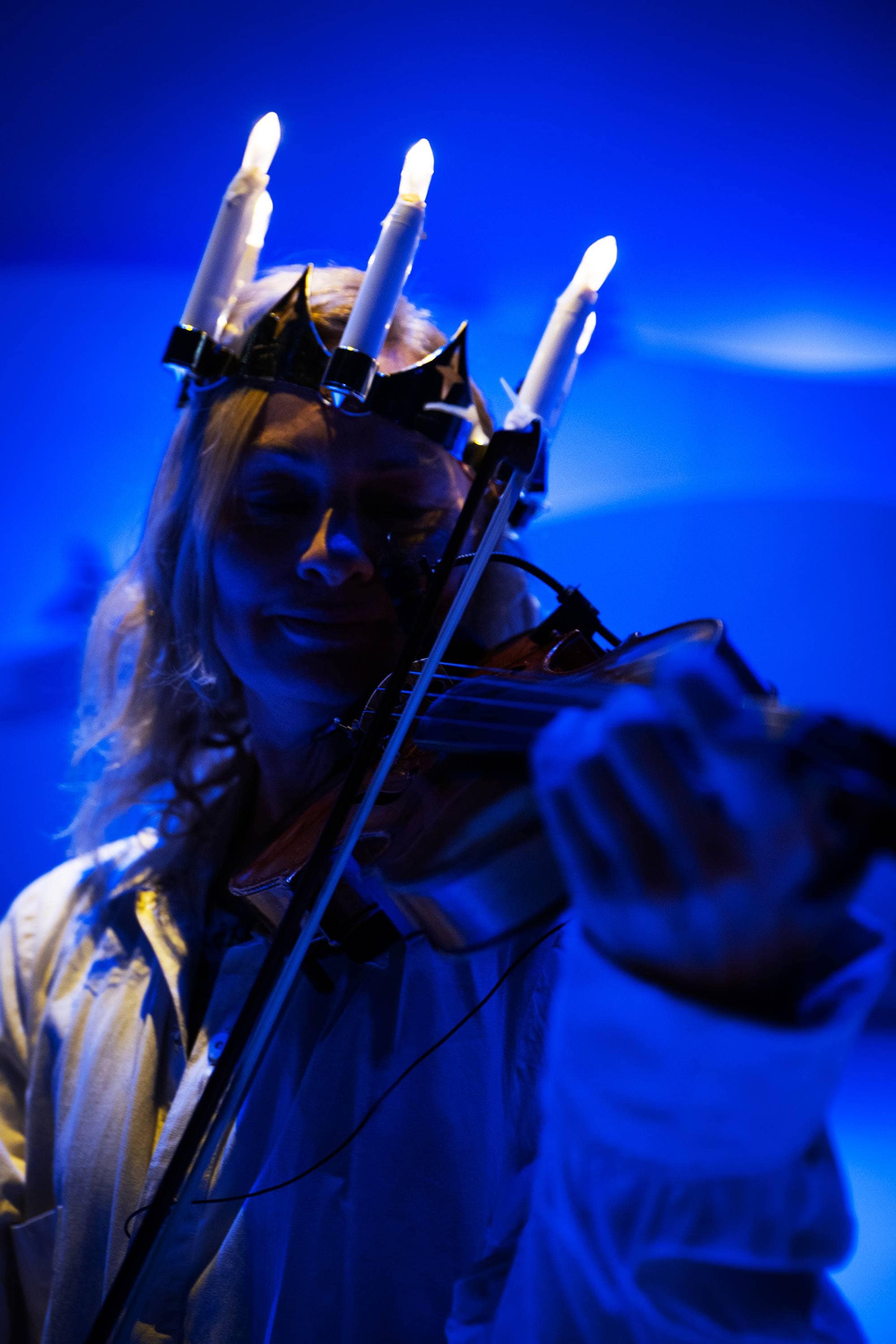 Anmeldelse: «Jul i Svingen» ved Den Nationale Scene – Anmeldelser og ...