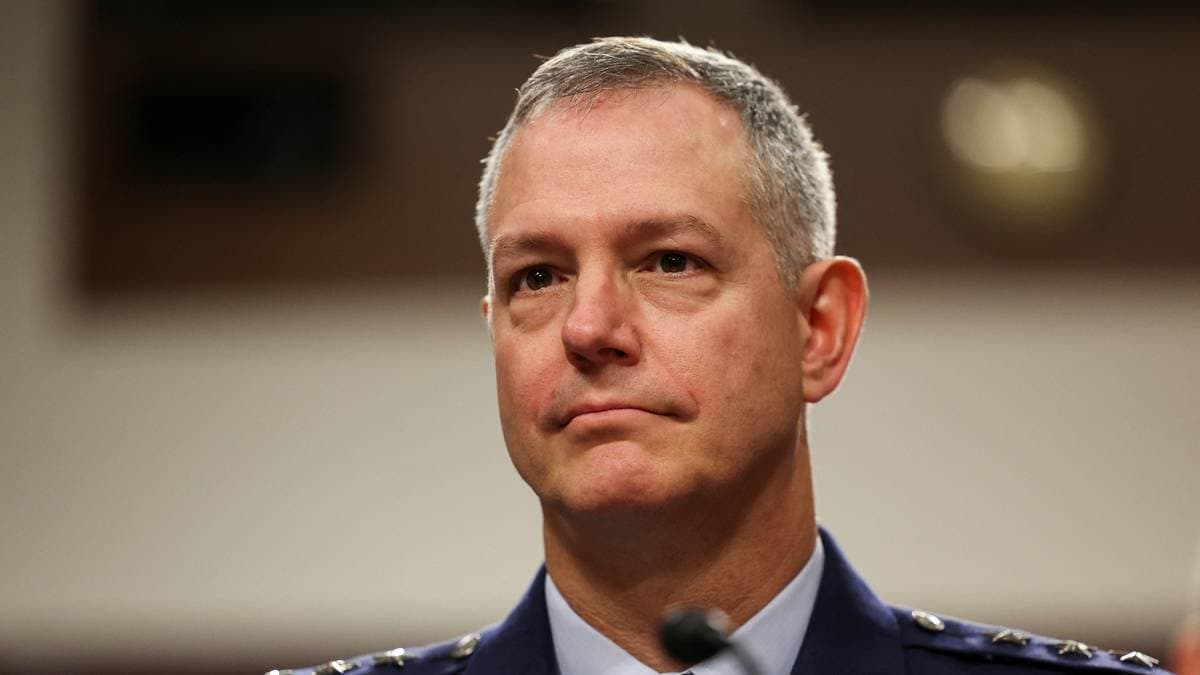 Amerikansk general tar over som sjef for Nato-styrkene i Europa – Siste ...