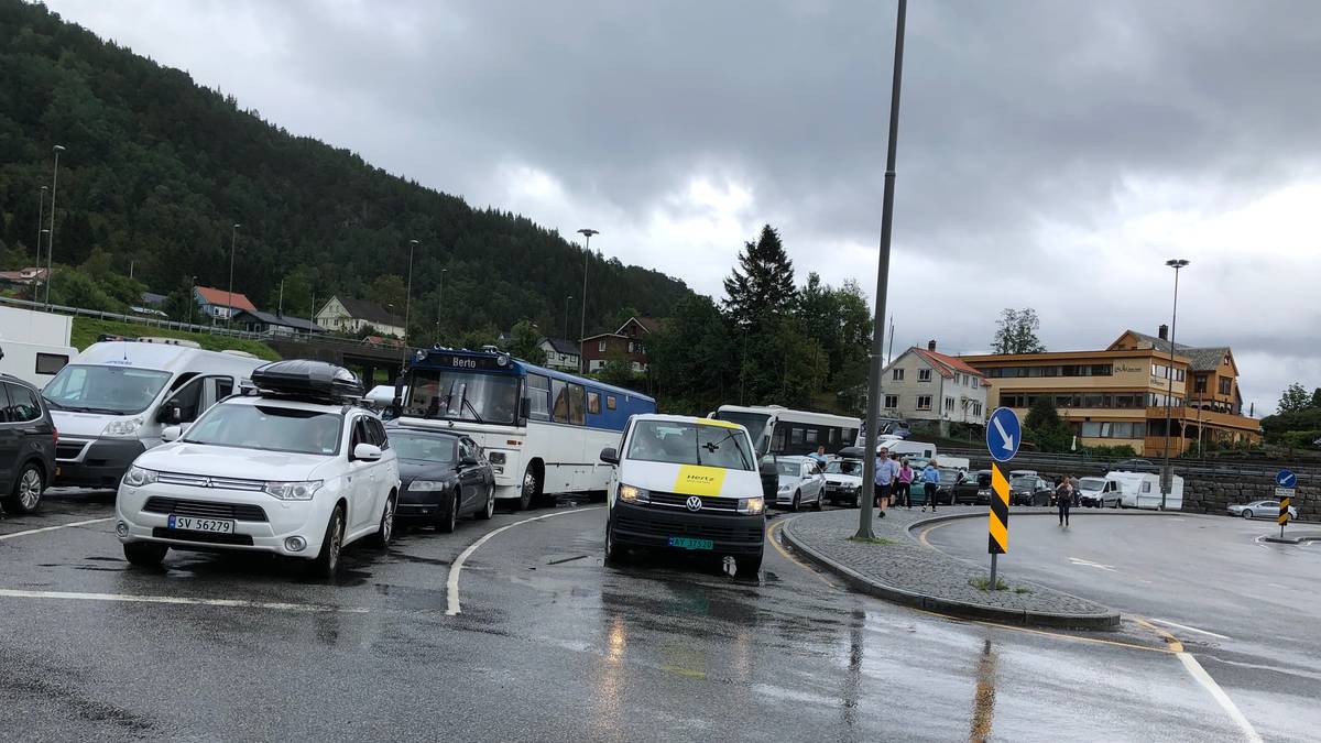 Full ferjekai på Lavik – NRK Vestland