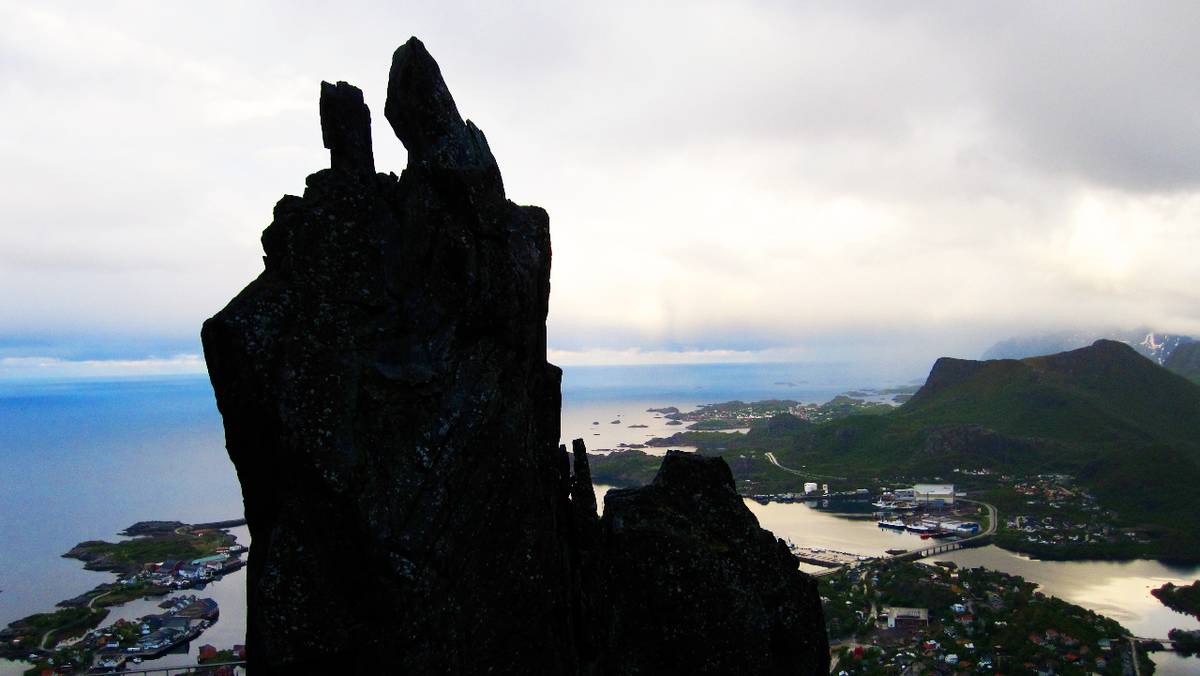 Turgåere hentet på Svolværgeita – NRK Nordland