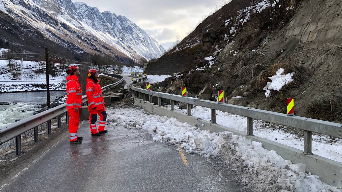 Rv70 stengt i Oppdal etter ras – Siste nytt – NRK