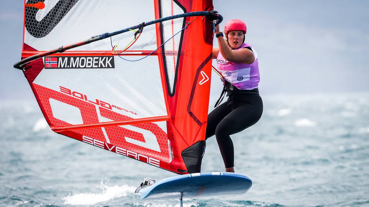 Mina Mobekk (18) vant EM-gull i brettseiling – NRK Sport ...