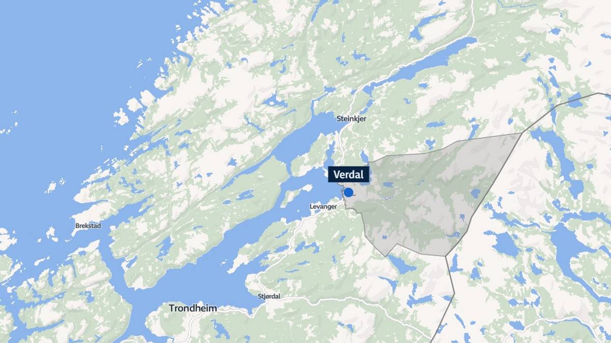 Frontkollisjon i Verdal – NRK Trøndelag – Lokale nyheter, TV og radio