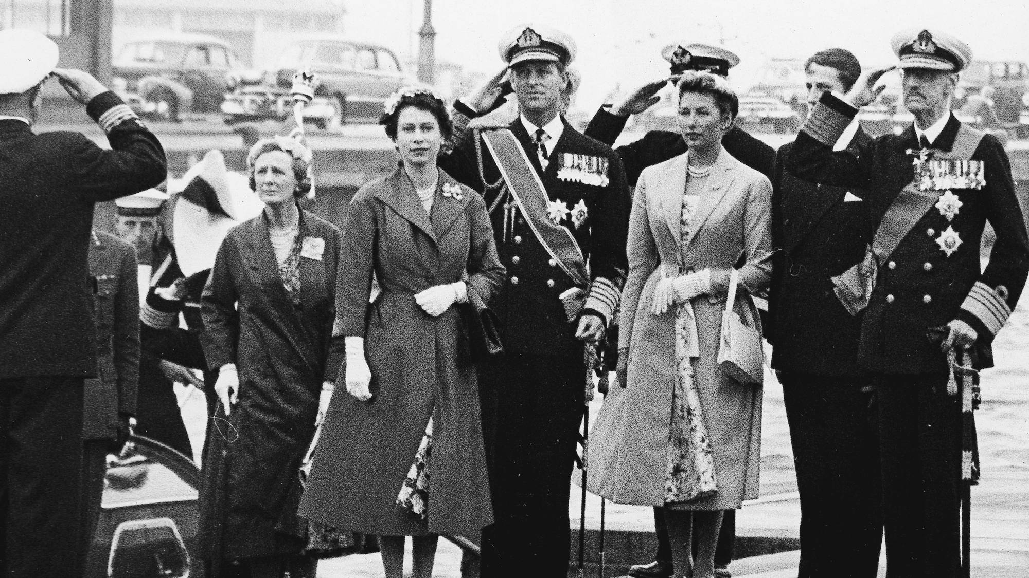 Prinsesse Astrid fyller 94 år – tilbringer dagen på jobb – NRK Norge ...