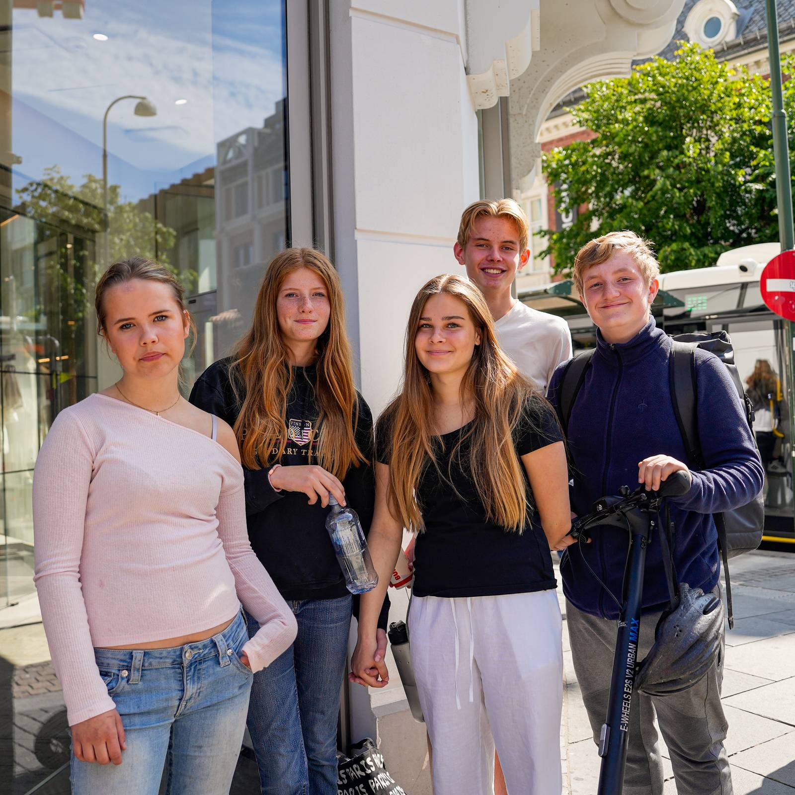 Generasjon Alfas hemmelige språk: Mener emoji-mobbing bidrar til angst ...