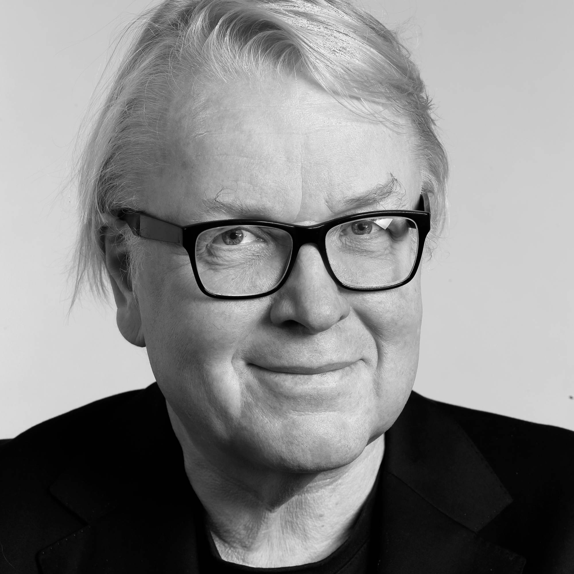 Anmeldelse: «På jorda er vi glimtvis vakre» av Ocean Vuong ...