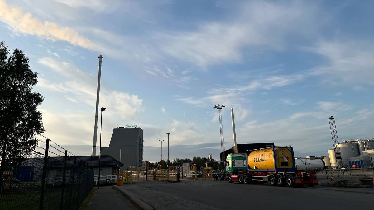 Brann på Borregaard Fabrikker i Sarpsborg – Siste nytt – NRK