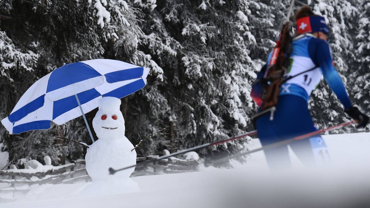 Snømannen Kalle er tilskuer – Vinterstudio – NRK Sport