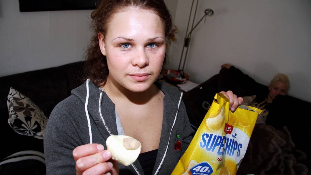 Se hva Maria fant i chipsposen – NRK Vestland