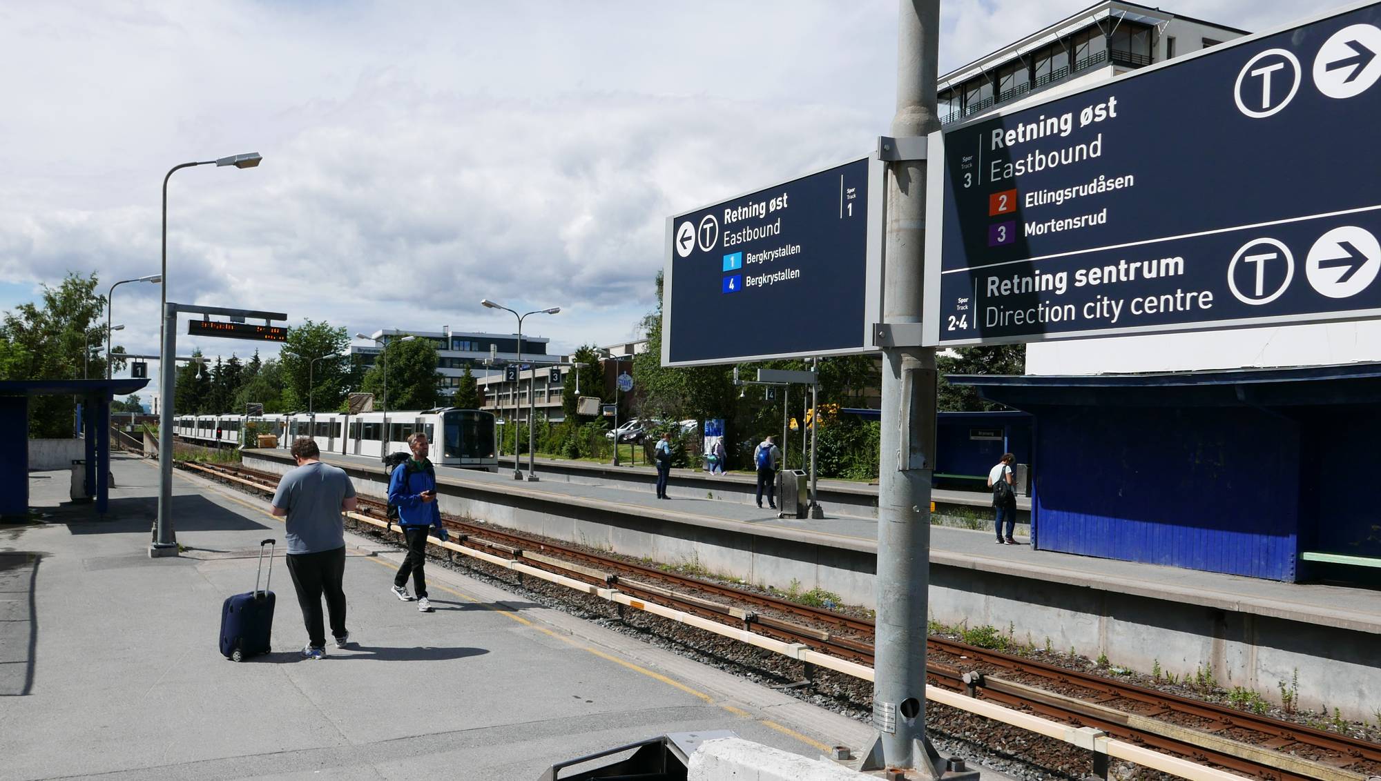 T-bane-forsinkelser i Oslo – Siste nytt – NRK